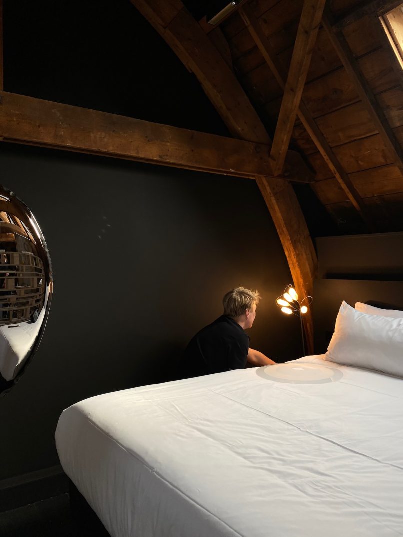 Feather Floor Light - VANTOT